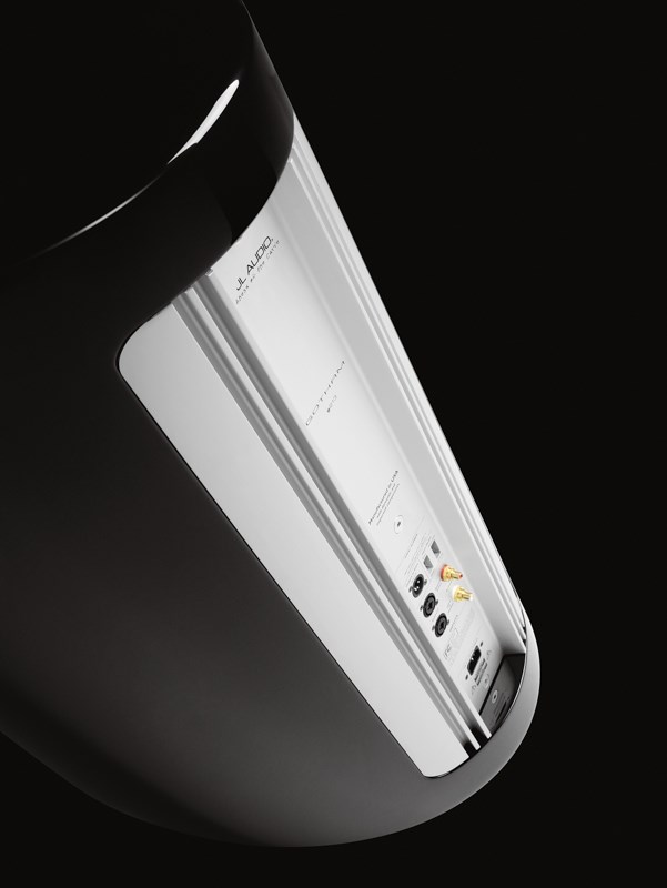 Trải nghiệm âm thanh hoàn mỹ với JL Audio Gotham G213 – VietnamAudio.vn